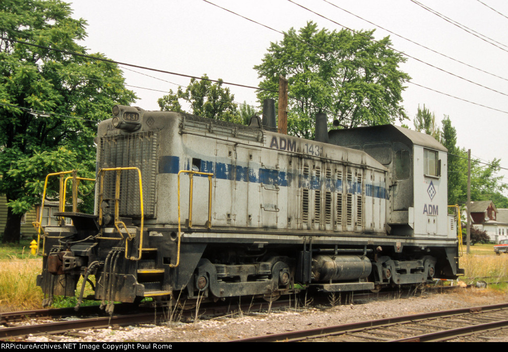 ADM 1431, ex IC, EMD SW14, working at the ADM Plant